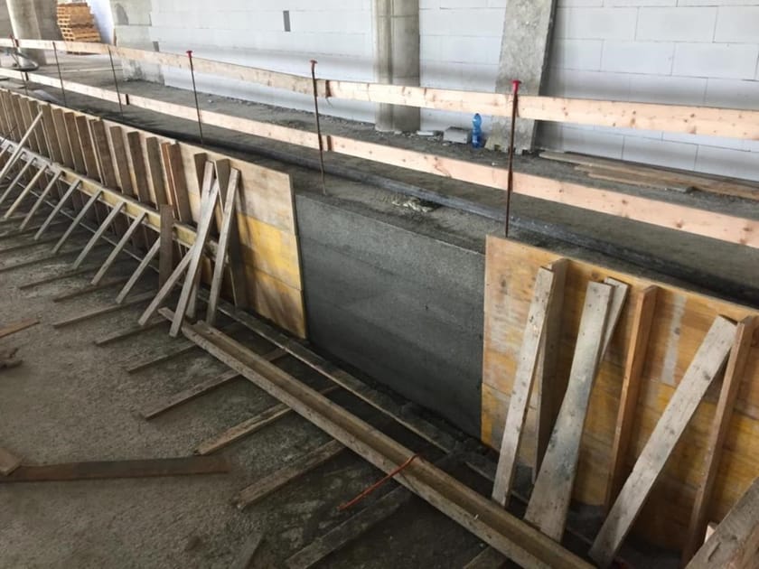 Sistema per l'isolamento termico di piscine riscaldate KALMEX SPORT - G ...