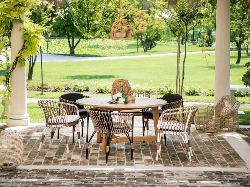 KARON Sedia da giardino in fibra sintetica con braccioli By cbdesign