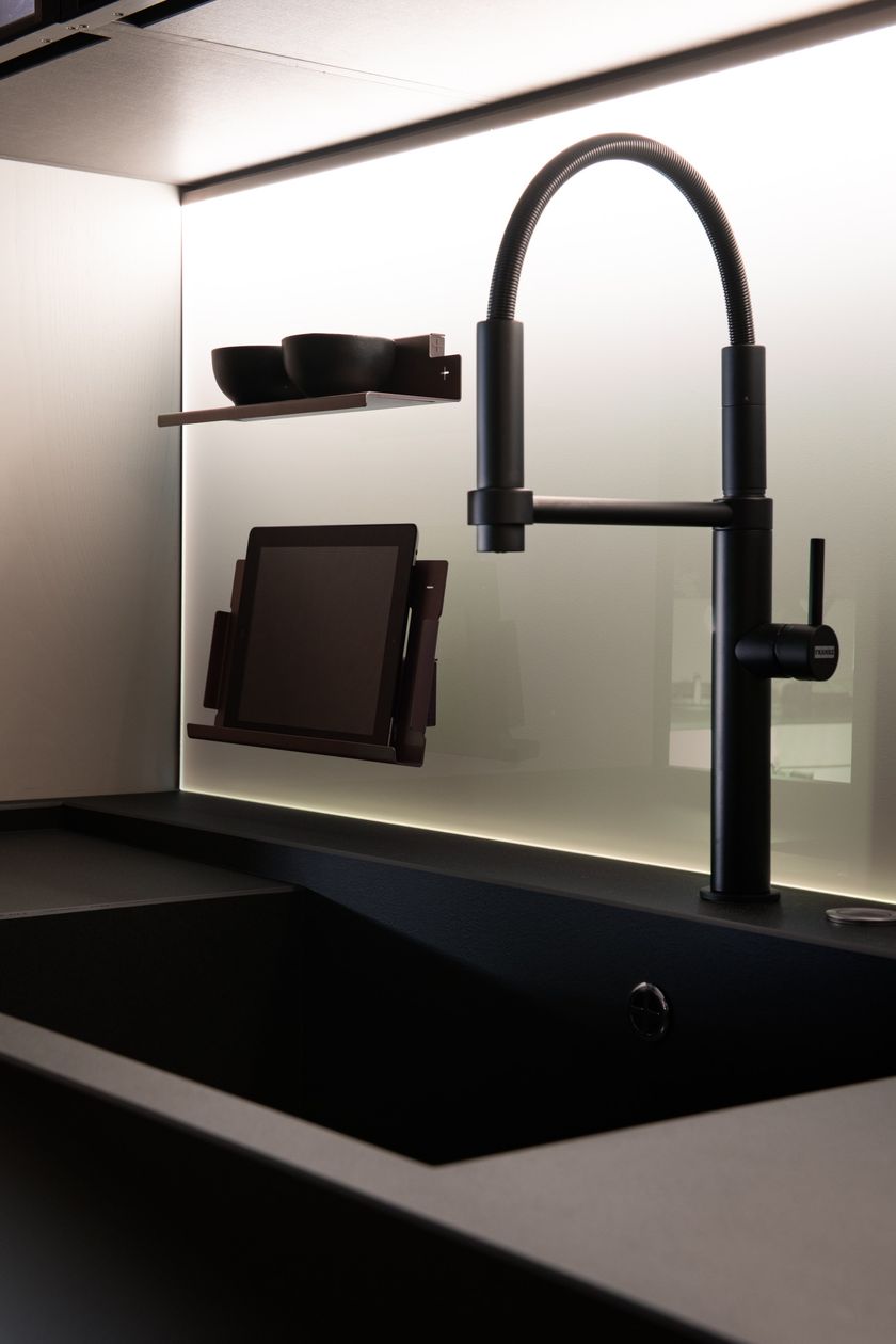 KEA Solid wood kitchen with island By Floritelli Cucine