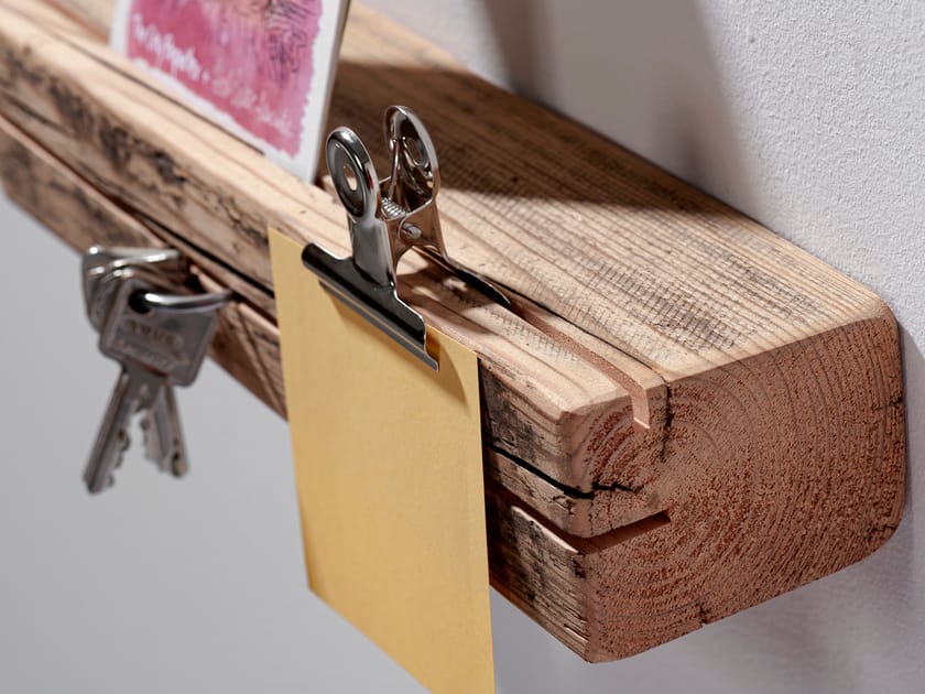 RECLAIMED WOOD KEY HOLDER #01 Wall shelf By Weld & co