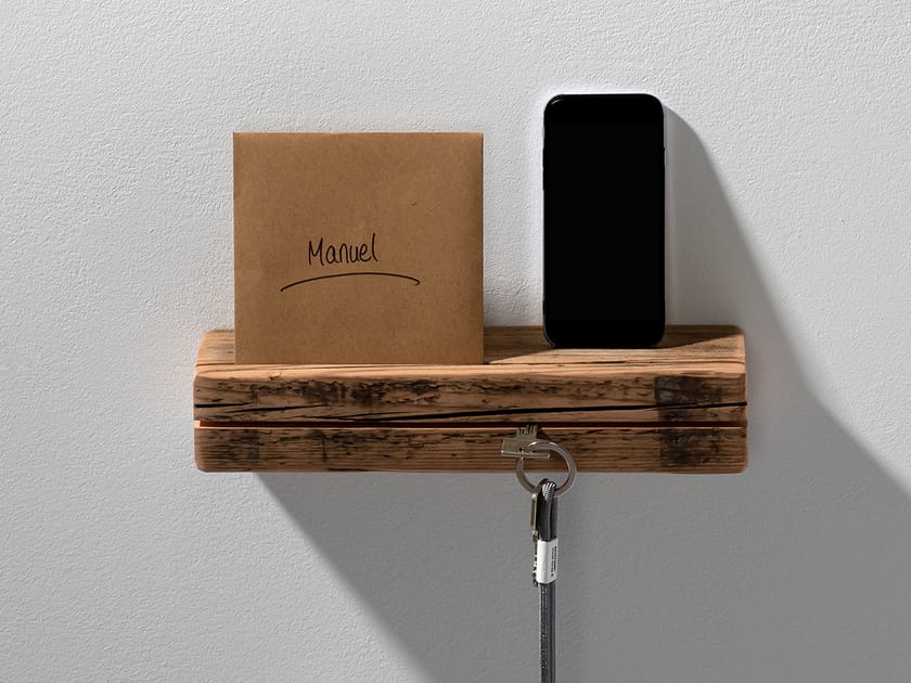 RECLAIMED WOOD KEY HOLDER #01 Wall shelf By Weld & co
