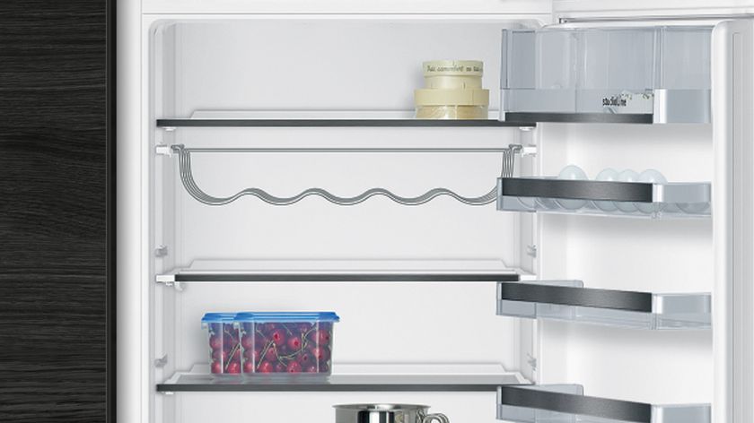 KI86NHDF0 | Refrigerator By Siemens