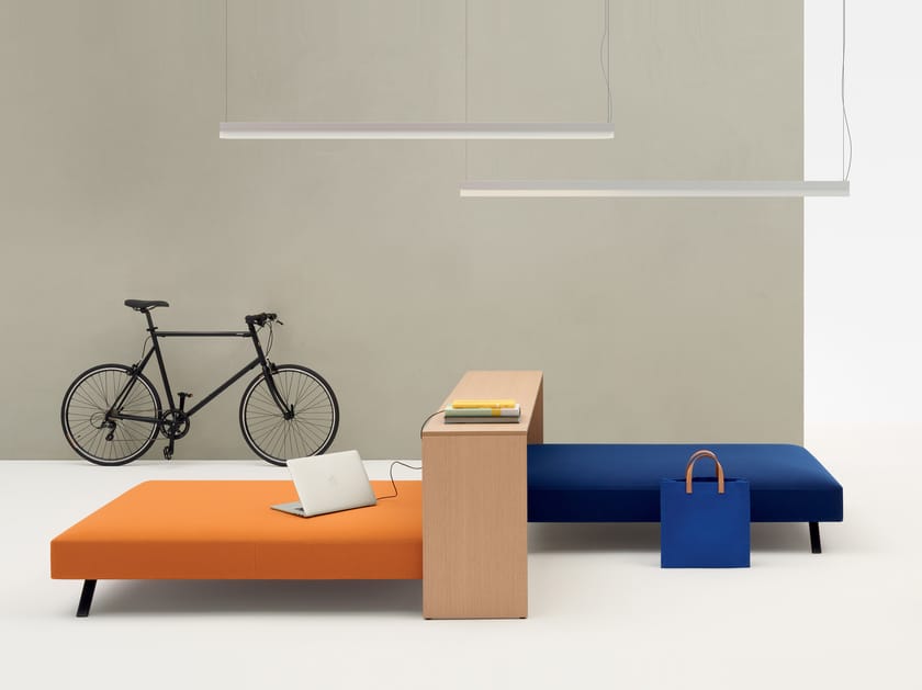 KIIK | Pouf By arper