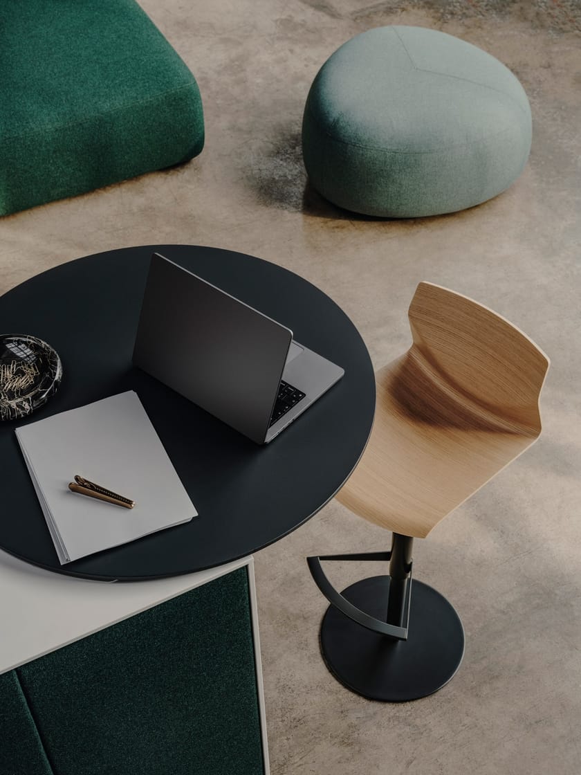 KIPU Upholstered fabric pouf By Lapalma | design Anderssen & Voll