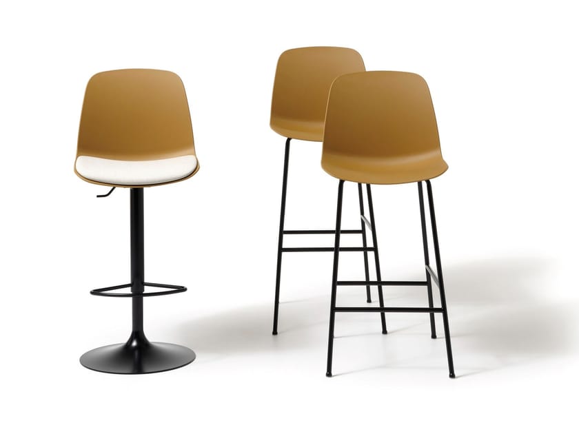 KIRE High polypropylene stool with back By Diemme | design Giorgio Topan