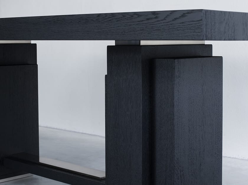 KITALE Mesa de comedor rectangular de madera maciza By Van Rossum | design Xavier Dohr