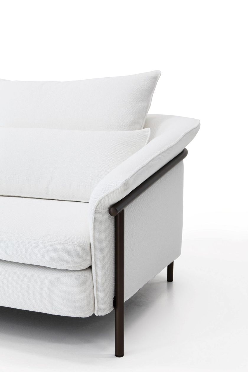 KITE Divano in tessuto By Porro | design GamFratesi