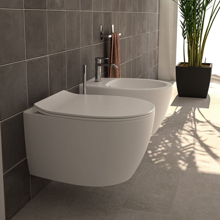 KITE Wc sospeso filo parete in ceramica By Ercos | Ponsi