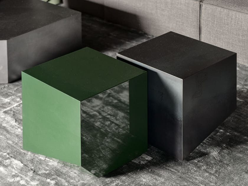 ANGLE Tavolino By KOOTS