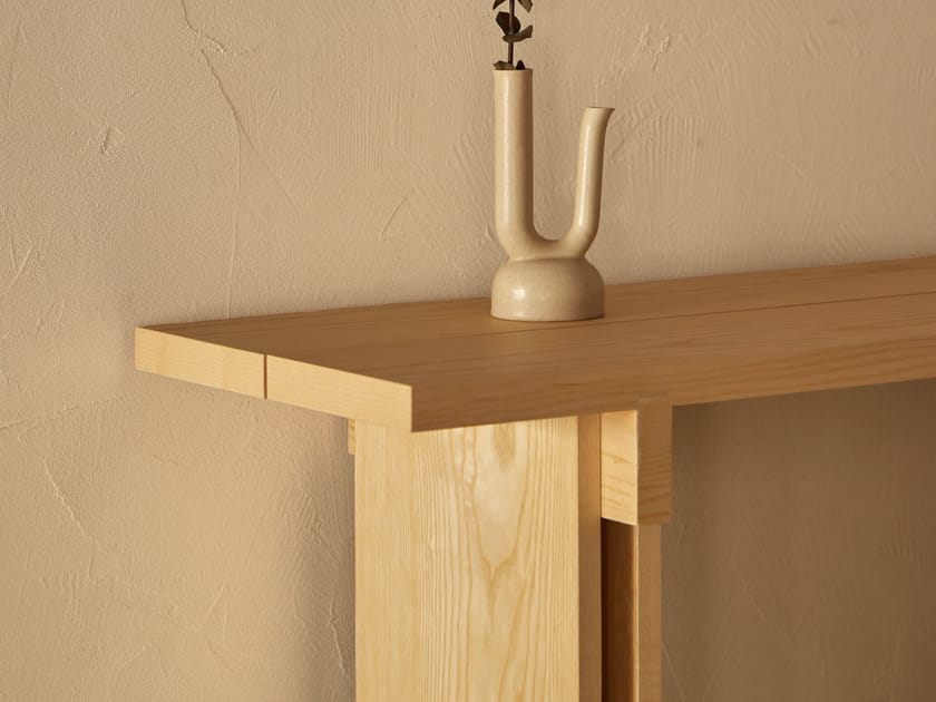 RAK Console table By Kendo Mobiliario