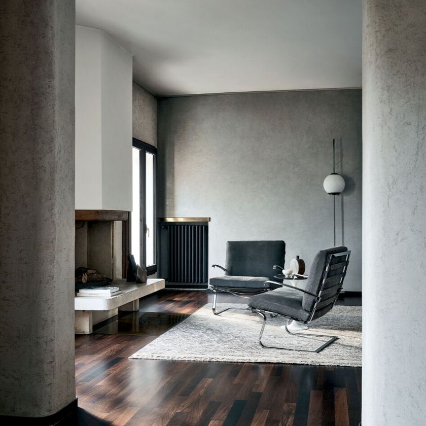 TUGENDHAT Armchair By Knoll