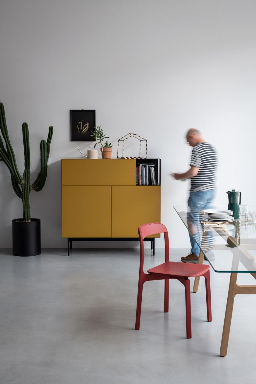 CONTORNA Chair By Kristalia