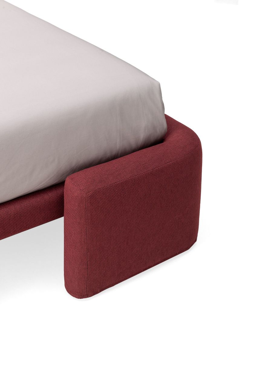 DIMORA Bed By Kristalia