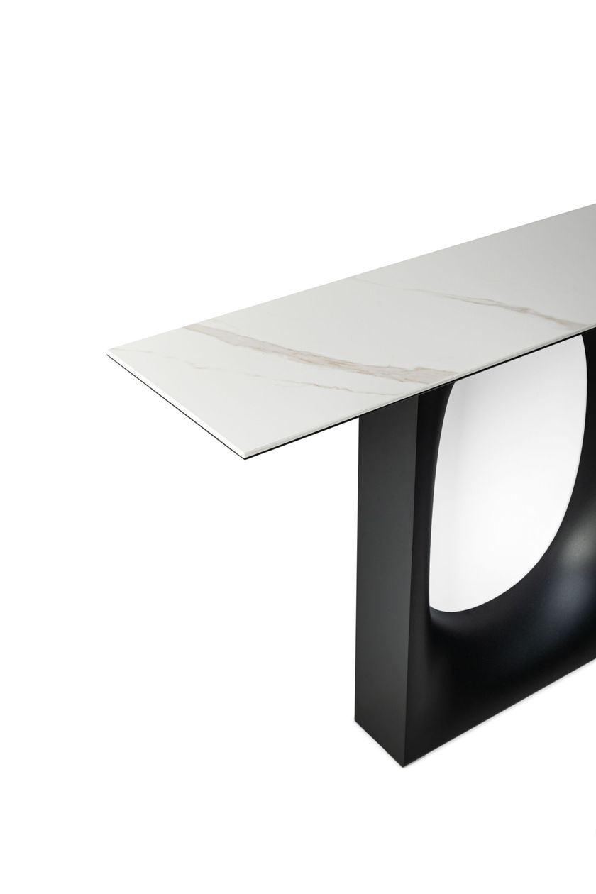 HOLO Console table By Kristalia | design Kensaku Oshiro