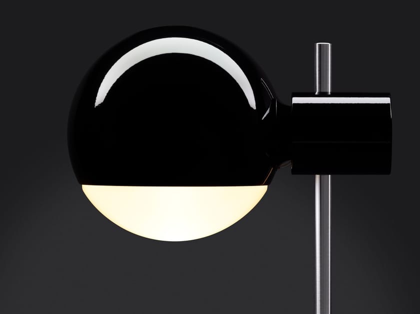 L25 Table lamp By TECTA | design Gerrit Thomas Rietveld
