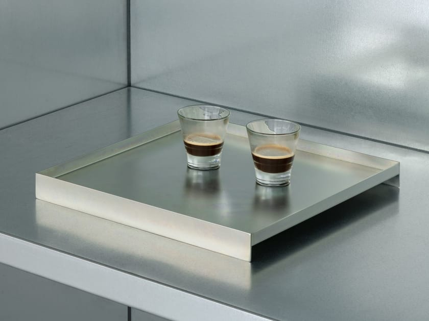 L3 COURT | Square tray By LOEHR design David Löhr, Julian Löhr