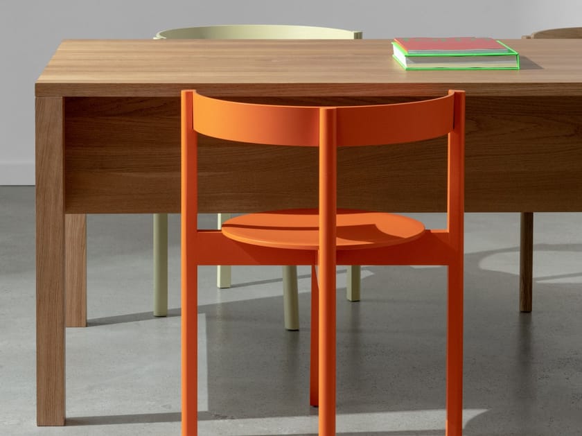 L8 TRABA table By LOEHR design David Löhr, Julian Löhr