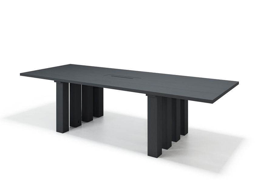 LA BASILICA Table By Cassina | design Mario Bellini