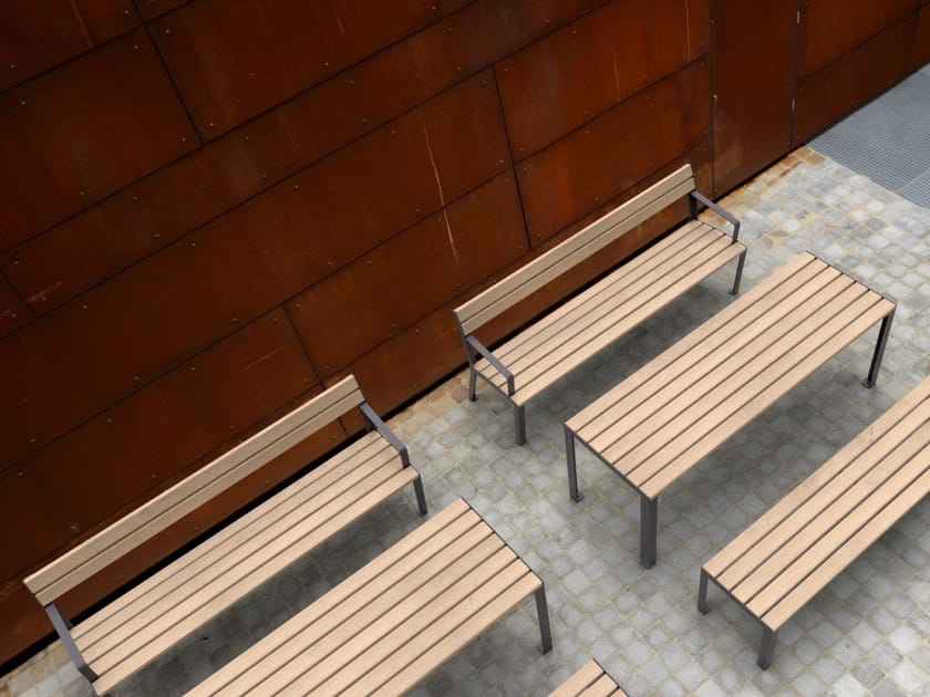 LA STRADA | Table for public areas By miramondo