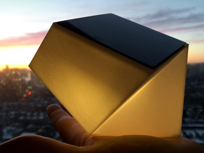 Solar powered table lamp LATITUDE LAMP By Nea Studio design Nina ...