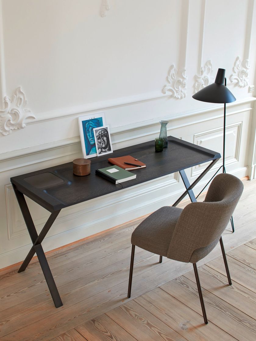 LAX 书桌 By MORE | design Gil Coste