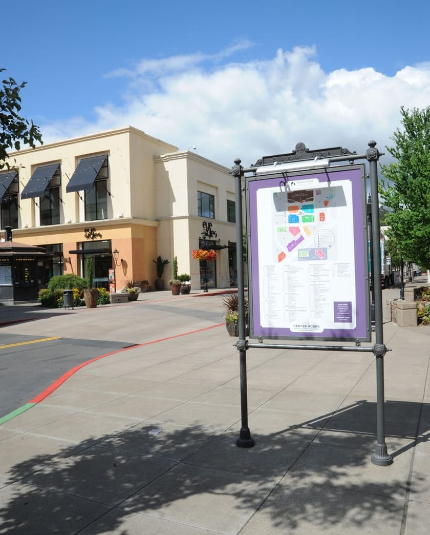 LAYIA | Advertising panel Layia Collection By Neri design Domenico Neri