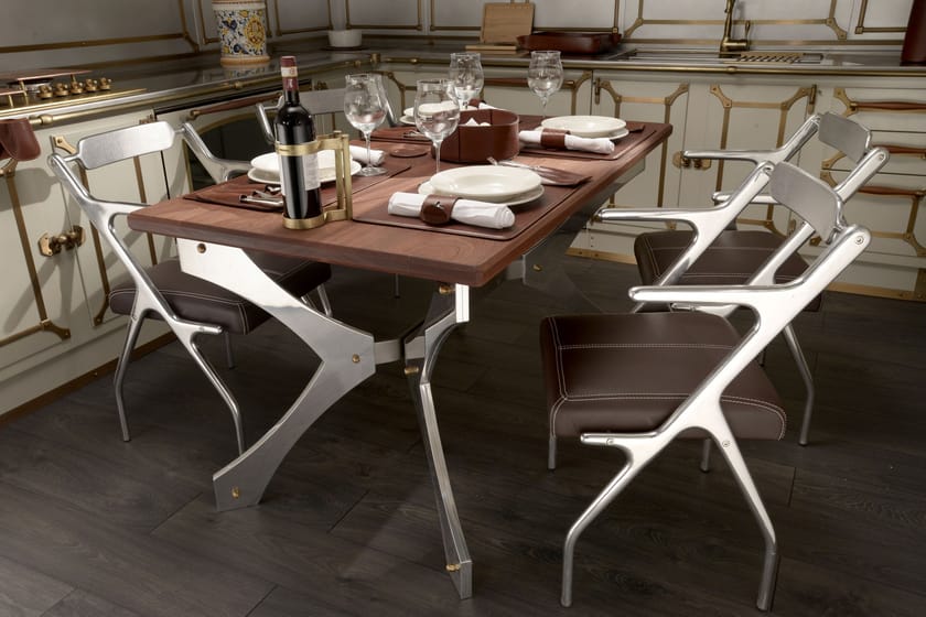 Kitchen with handles LIGHT BEIGE By Officine Gullo