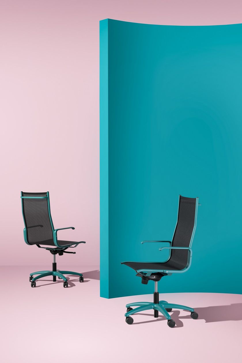 LIGHT High-back reception chair with 5-spoke base By Luxy | design Luxy R&D