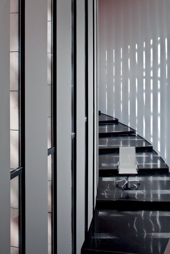 LIGHT | High-back chair Light Collection By Luxy