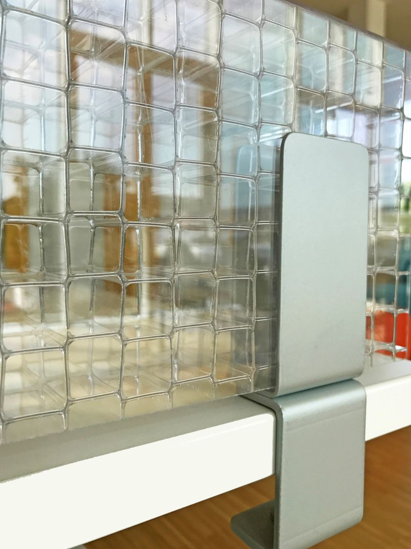 LIGHTSCREEN Sound absorbing freestanding office screen By objectiv