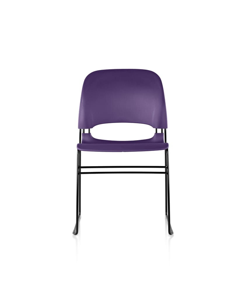 LIMERICK Stackable sled base chair By Herman Miller | design Tom Newhouse