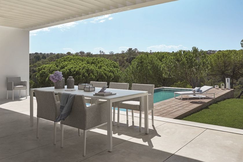 LINER | Recliner garden daybed By MANUTTI design Bram Bollen