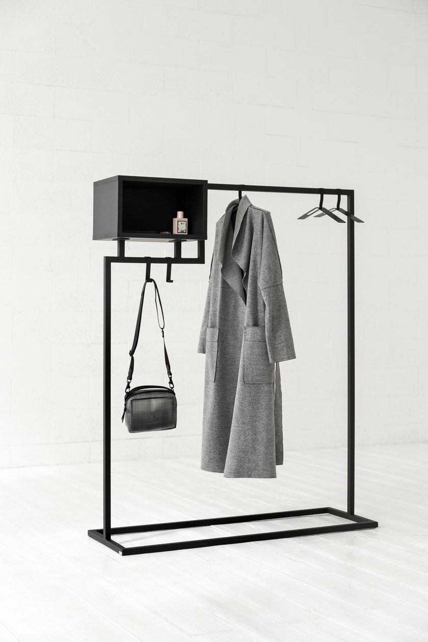 LIVING Steel coat stand By IDDO