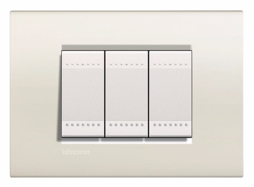 Bticino Livinglight Stand Bticino Livinglight SLN4703F 3 Module Stand ...