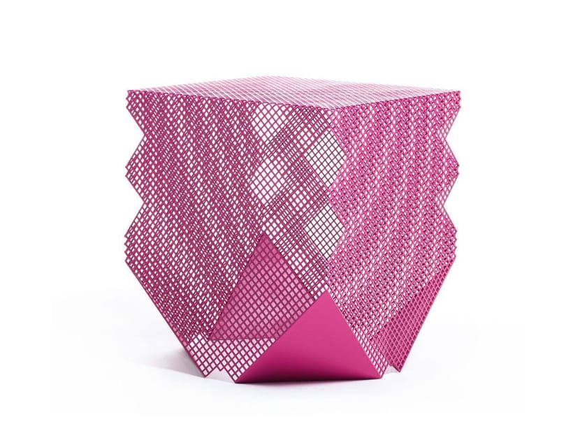 CUDDLE Coffee table By LO Contemporary