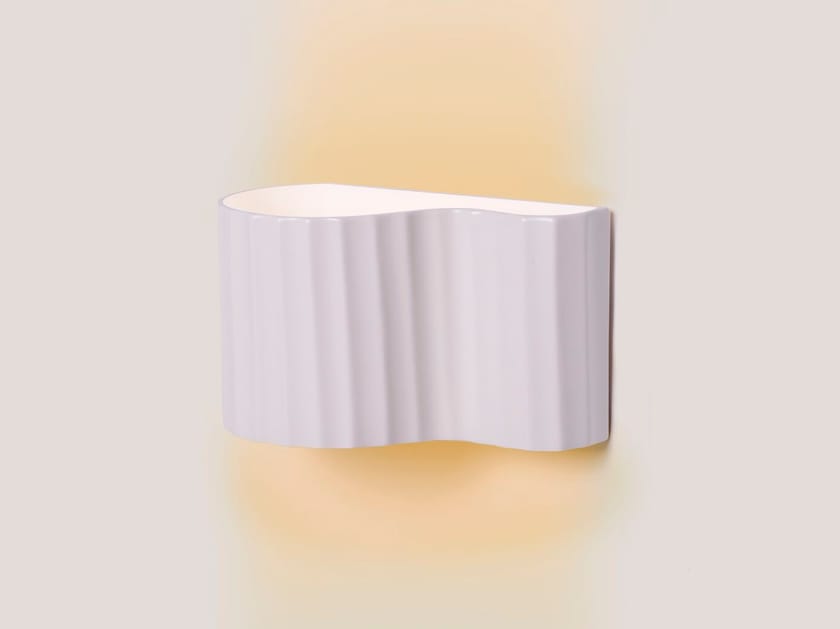 RIPPO Ceramic wall lamp By LOBO Atelier
