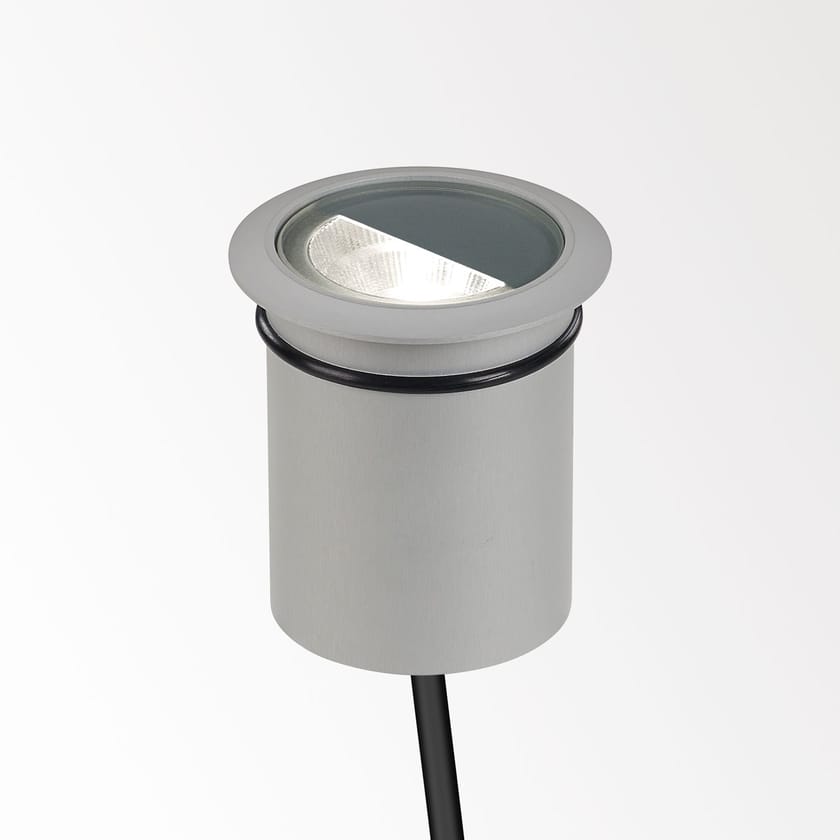 LOGIC 60 R A MOON steplight By Delta Light