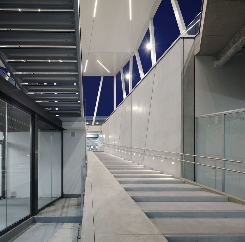 LOGIC W S 930 segnapasso By Delta Light