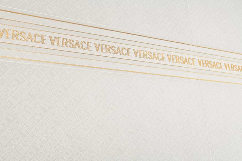 ICONS LOGO Wall tiles By Versace Ceramics