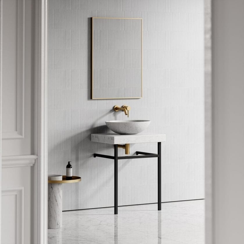 LOMAZZO | Carrara marble washbasin countertop By LUSSO