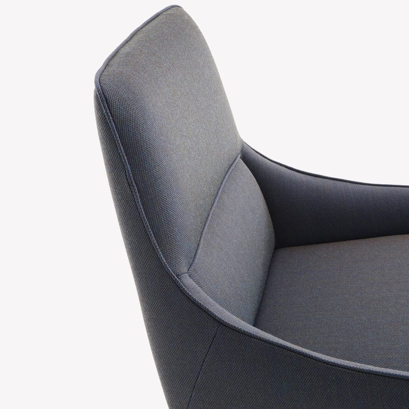 LONG ISLAND Sedia imbottita in tessuto By Ligne Roset | design Soda ...