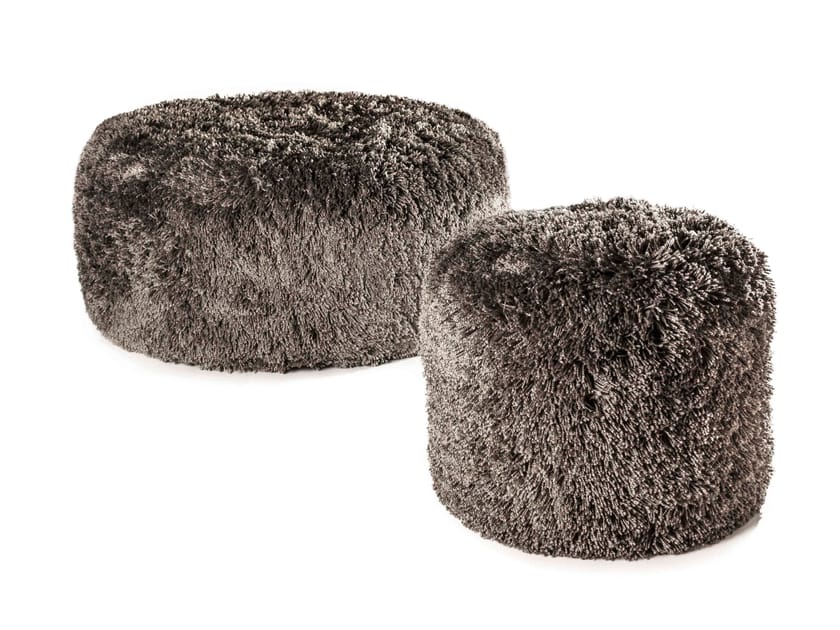 Round Polymer Garden poufs | Archiproducts