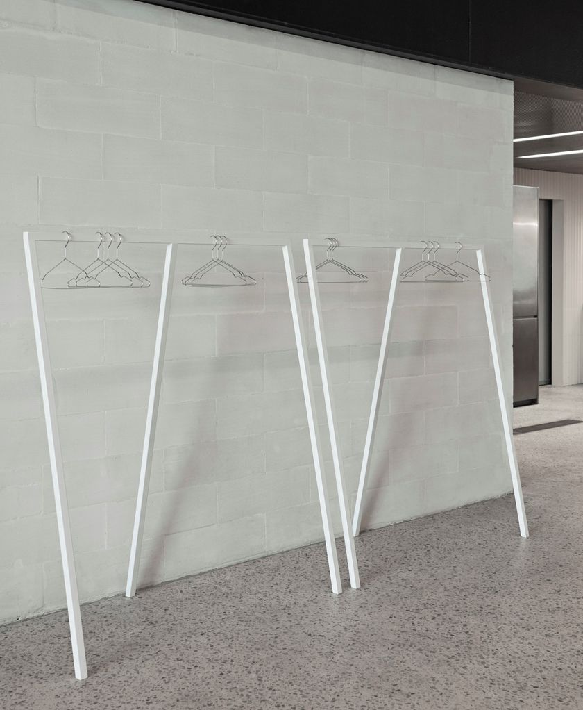 LOOP STAND WARDROBE Appendiabiti By Hay