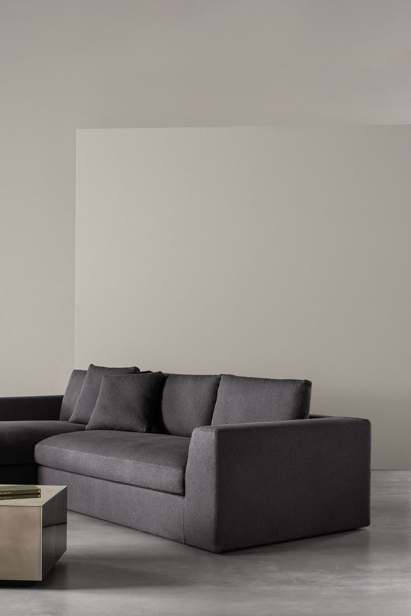 LOUIS | Divano Collezione Louis By Meridiani design Andrea Parisio