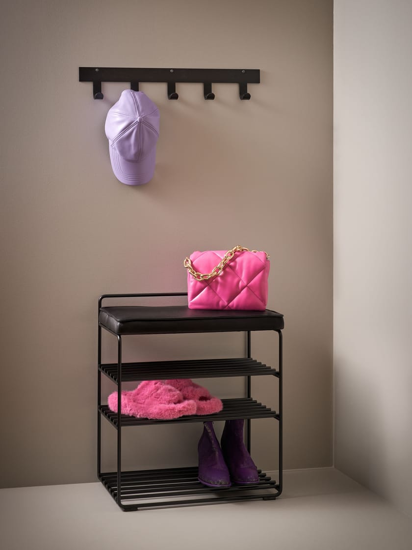 LOWER EAST SEAT shoe cabinet By Maze design Lotta De Visscher