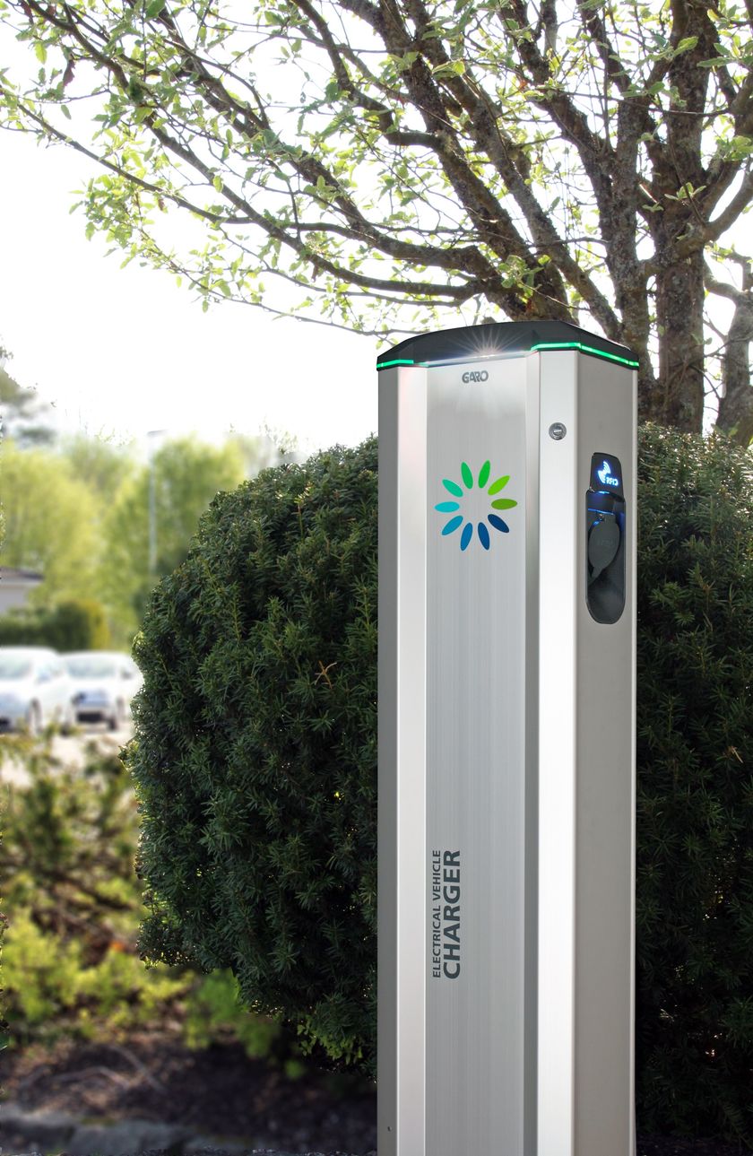 Colonnina di distribuzione elettrica per auto LS4 2 X 22KW OUTLETS - Garo