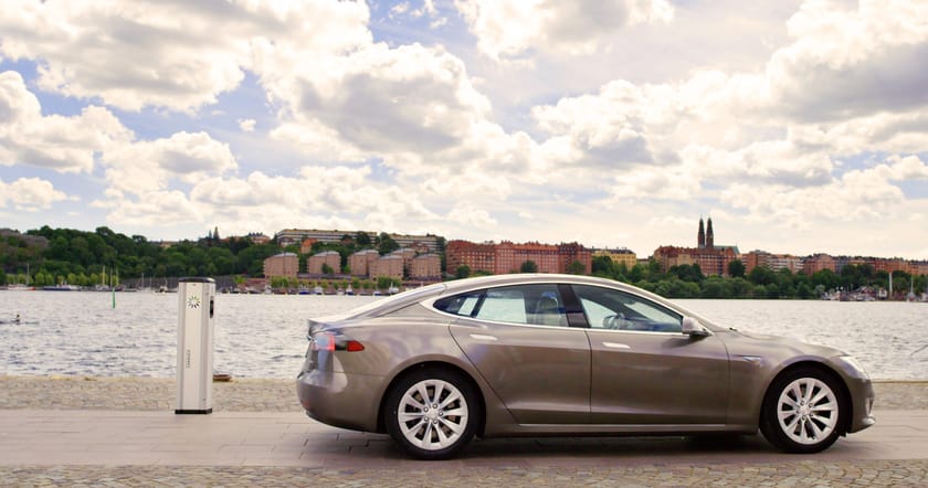 Electric Vehicle Charging Station LS4 2 X 3.7KW OUTLETS By Garo