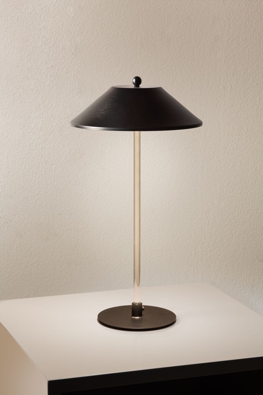 CANDILEE BLACK MATTE Tischleuchte By LUCE TU | design Isacco Brioschi