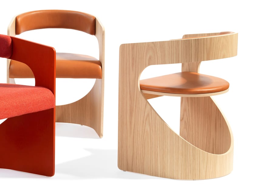 LUCKY Chair with armrests By Blå Station