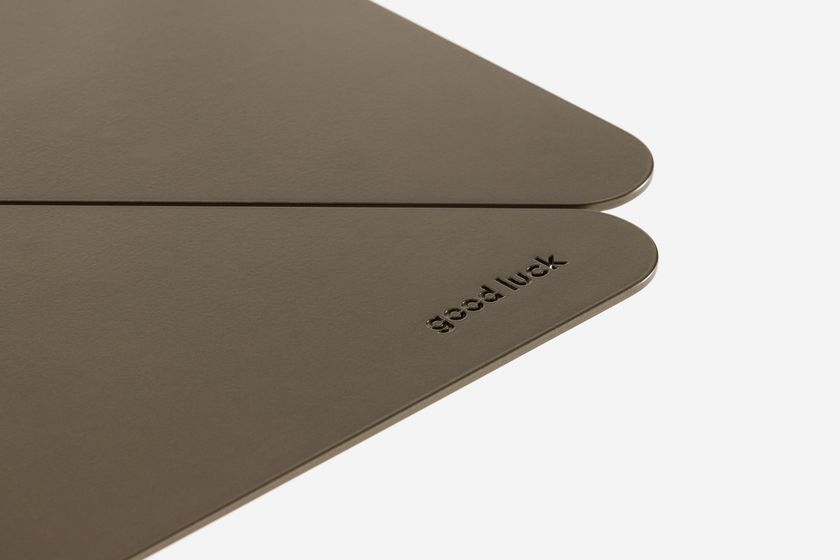 LUCKY table By Flou design Luigi Lanzi